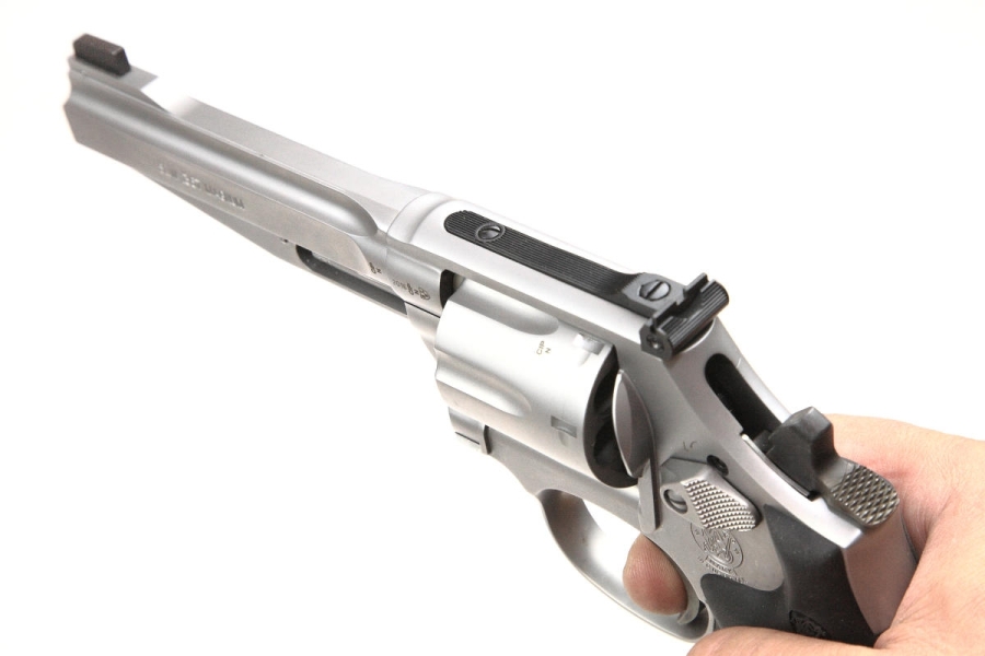 Smith Wesson Performance Center, Pro Series, Model 686 Plus